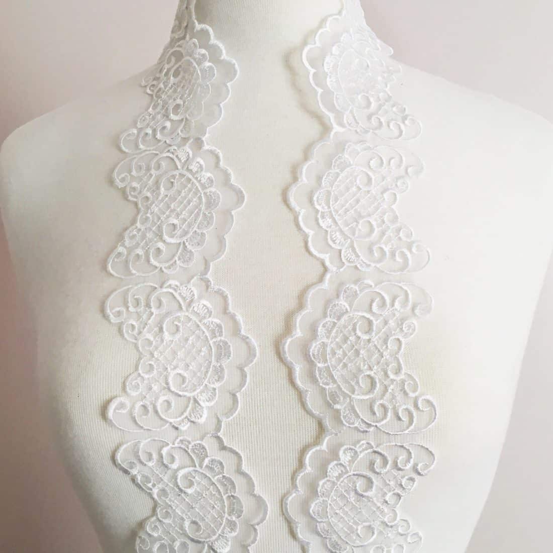 Bridal Lace - Shine Trim