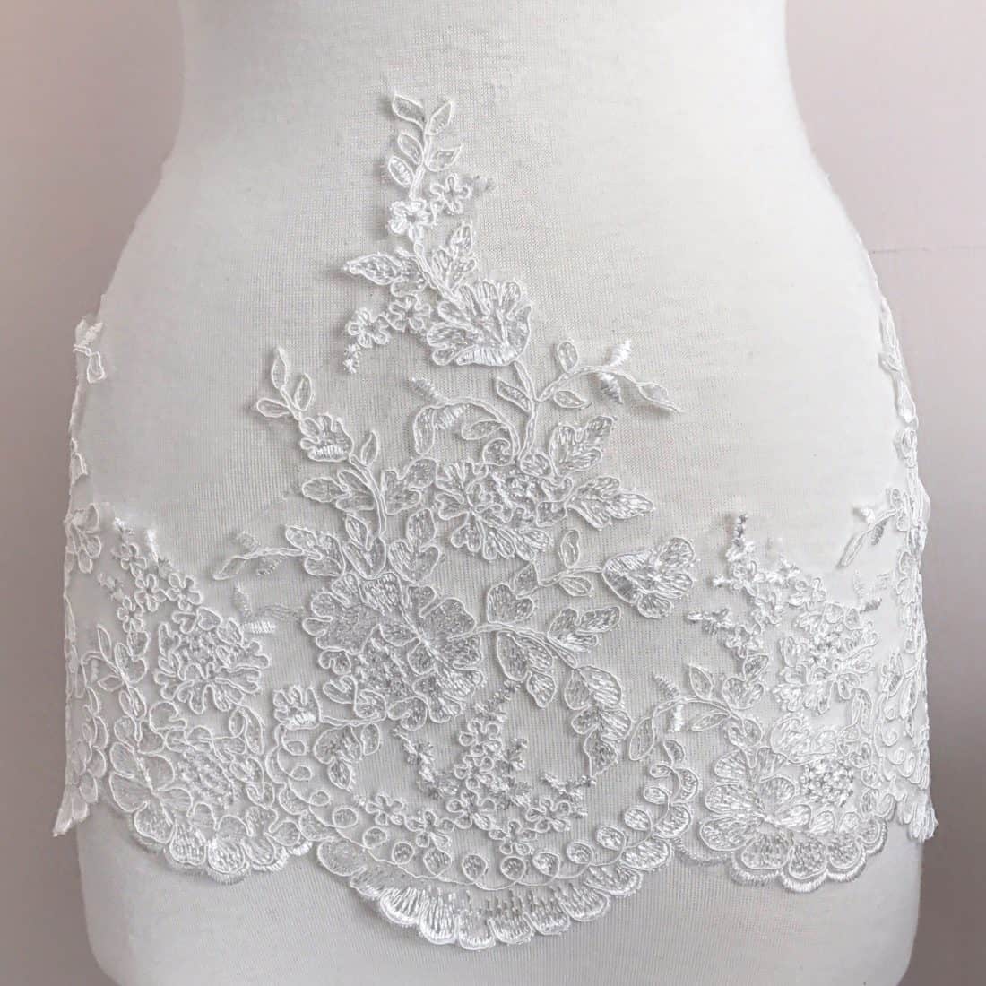 Bridal Lace - Shine Trim