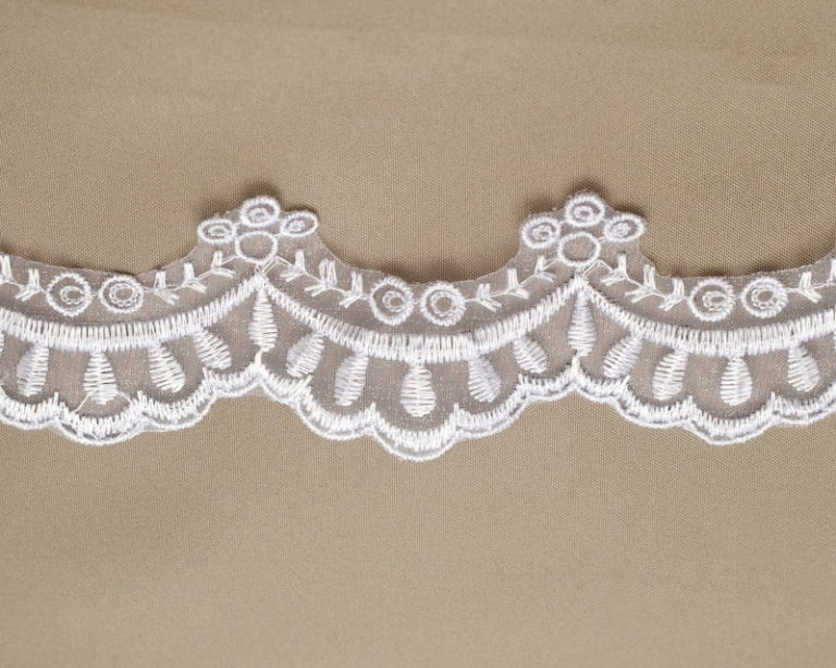 Lena Scallop Organza Lace Trim | Shine Trim